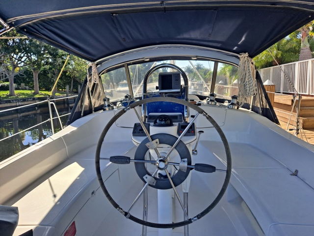 A Hunter 356 Sailboat for Sale